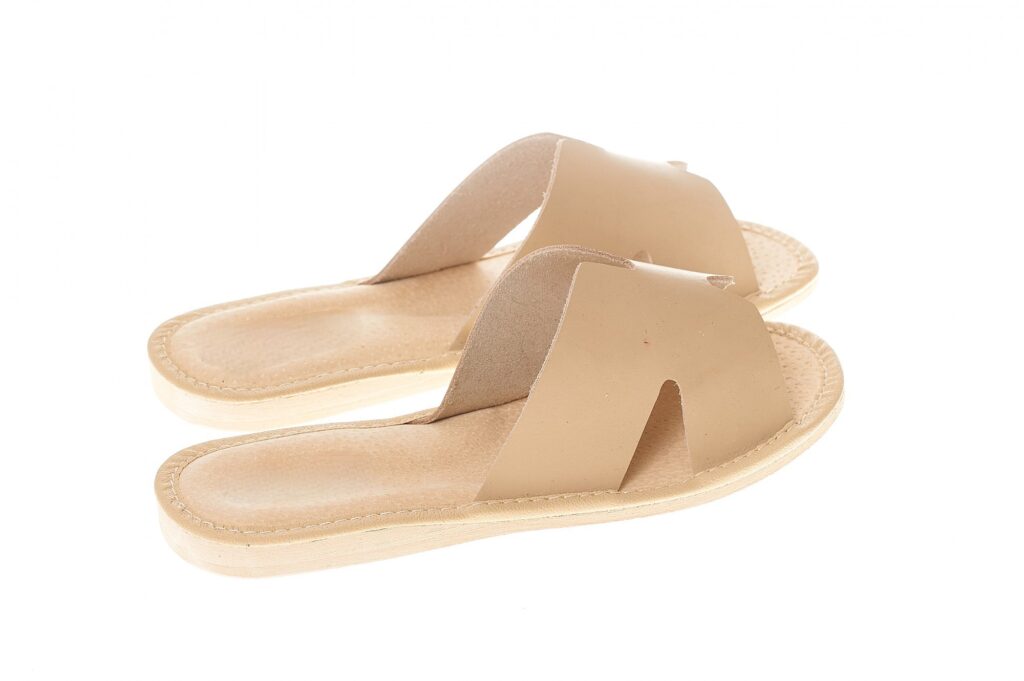 Leather Open Toe Women's Slippers | HomieeStudio