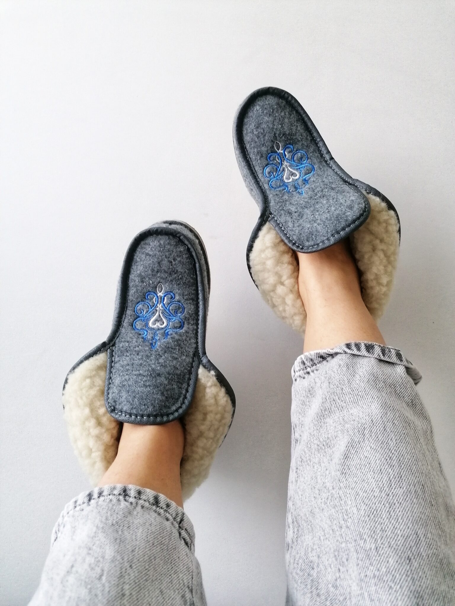 Embroidered Slipper Boots - HomieeStudio