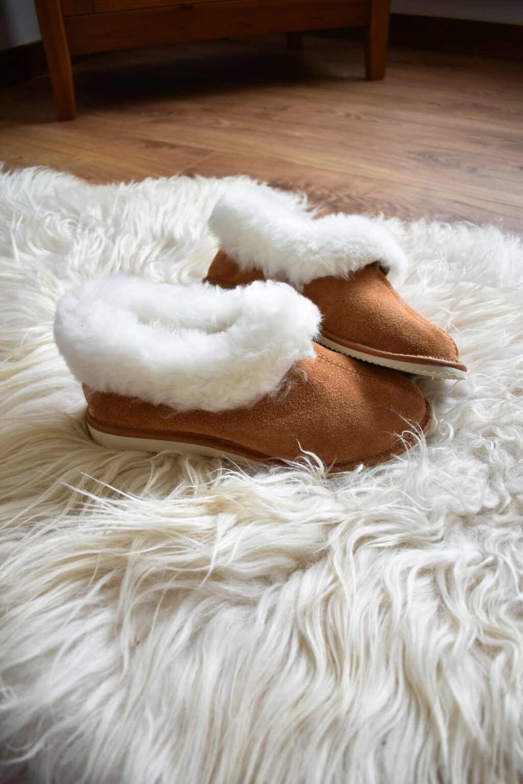 Unique Handmade Sheepskin Slippers by HomieeStudio