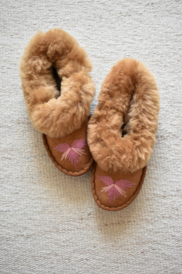 Unique Handmade Sheepskin Slippers by HomieeStudio
