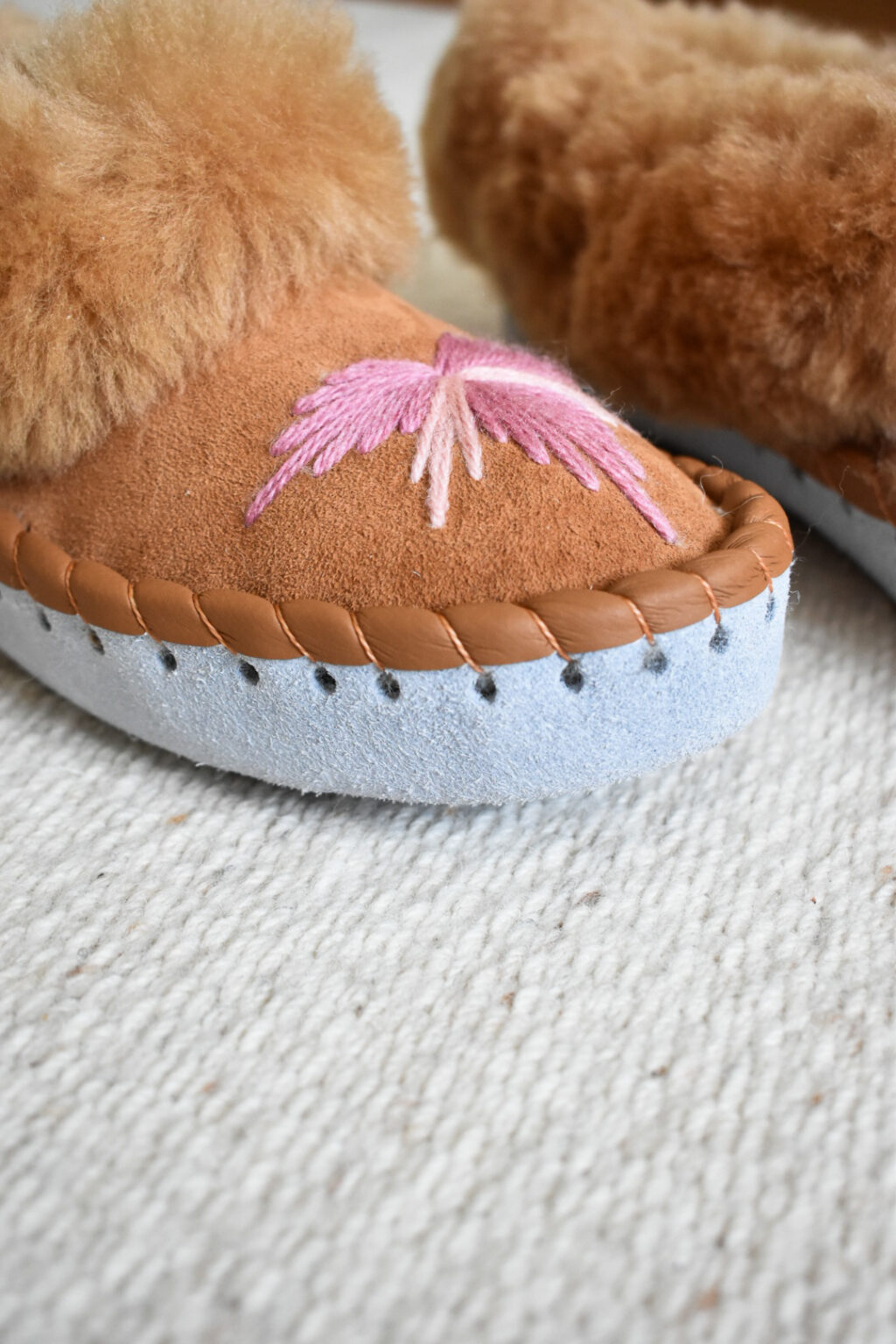 Unique Handmade Sheepskin Slippers by HomieeStudio