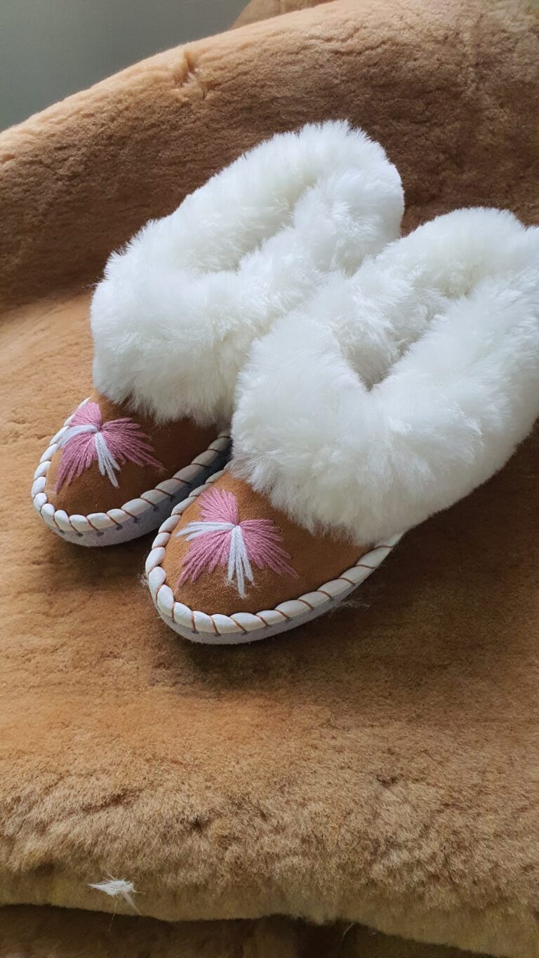 Unique Handmade Sheepskin Slippers by HomieeStudio